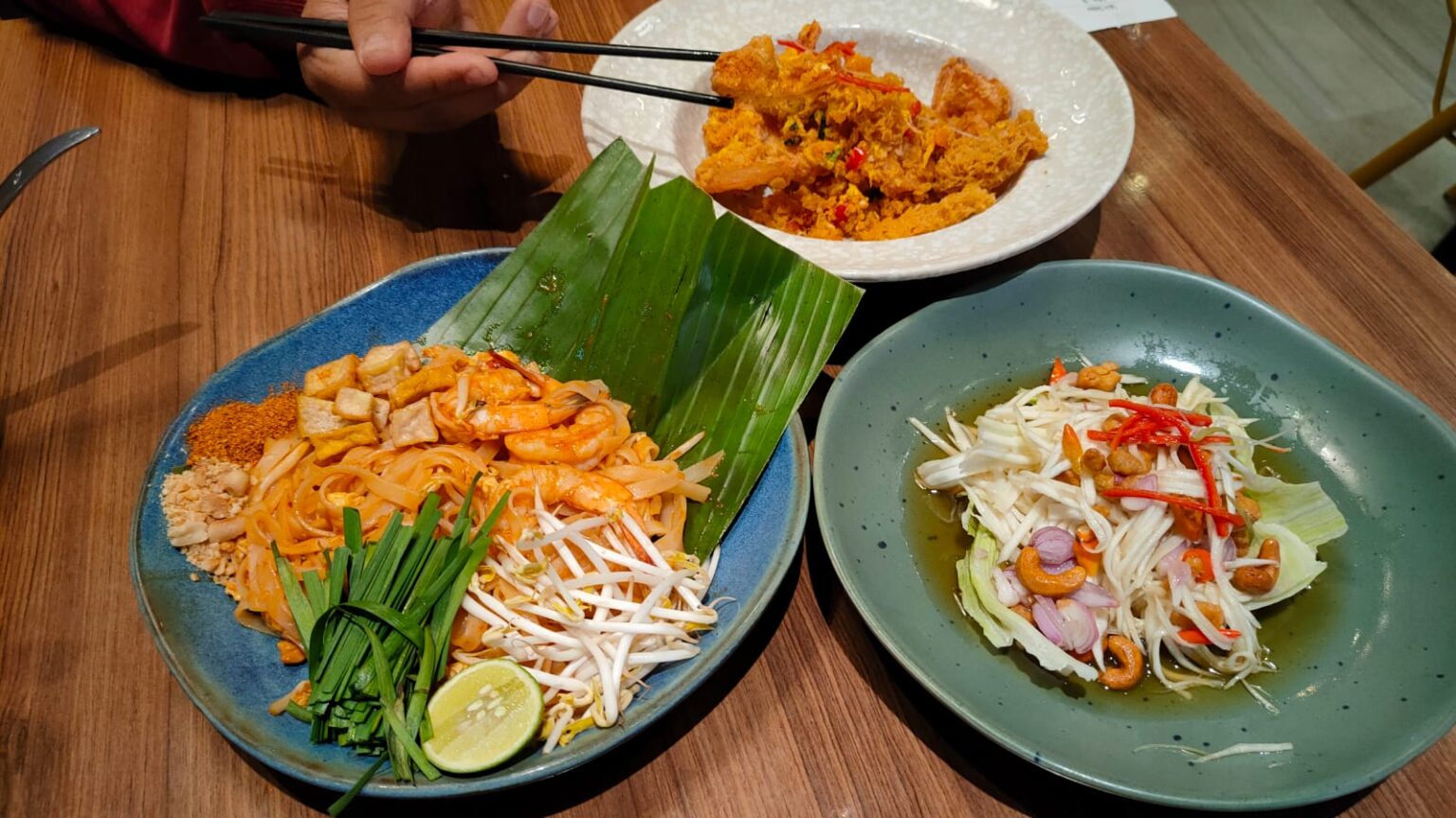 pad thai, boat noodles, hingga mango sticky rice - Sentra Pos